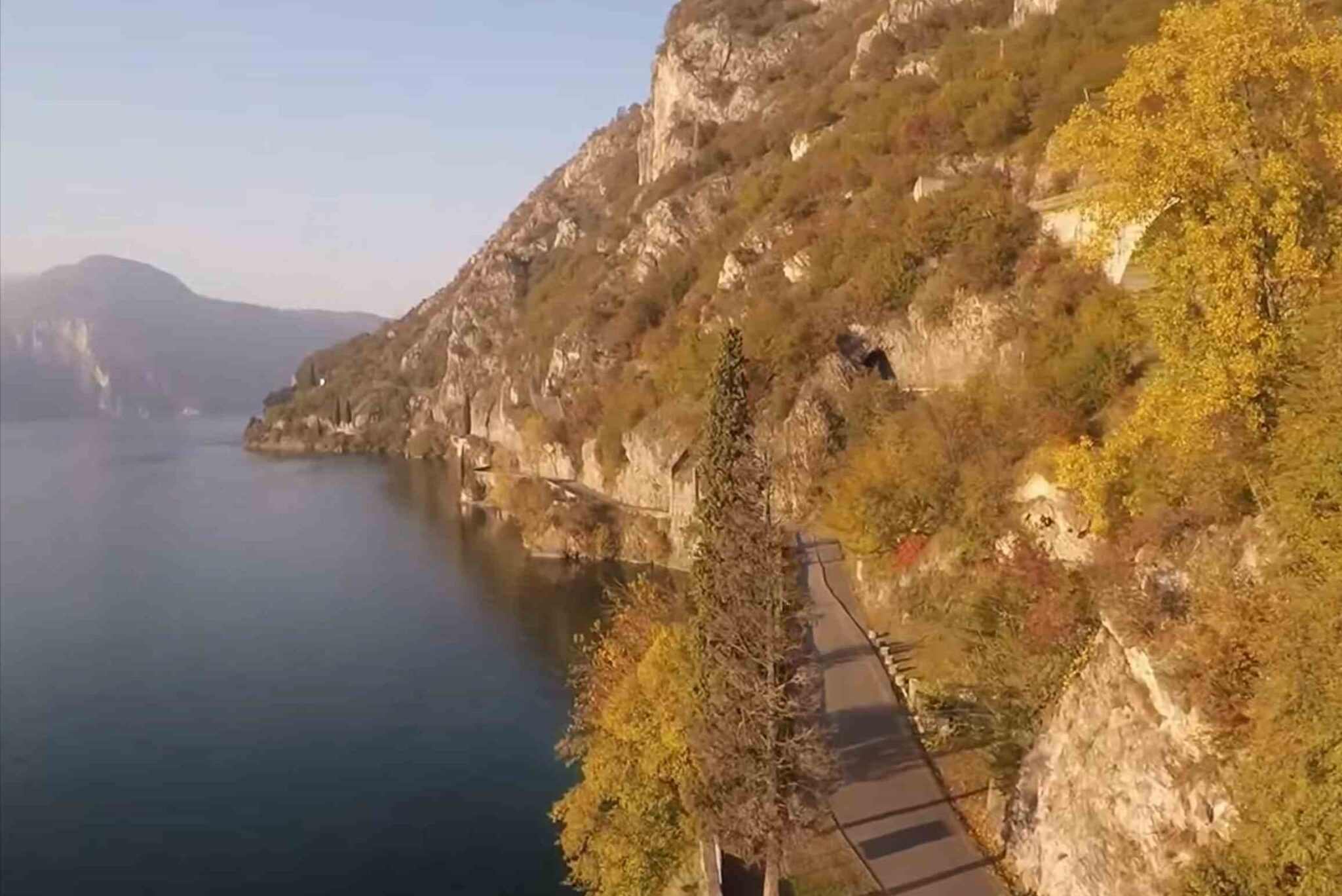 Hidden Lake Town In Northern Italy - Best For Couple